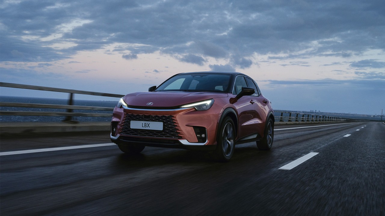 Build and Configure Your Lexus LBX | Lexus Cyprus