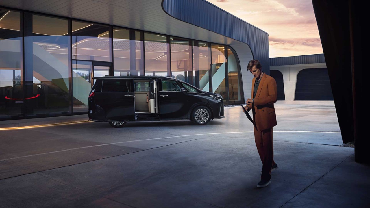 Discover Lexus LM | Luxury in every detail | Lexus Cyprus