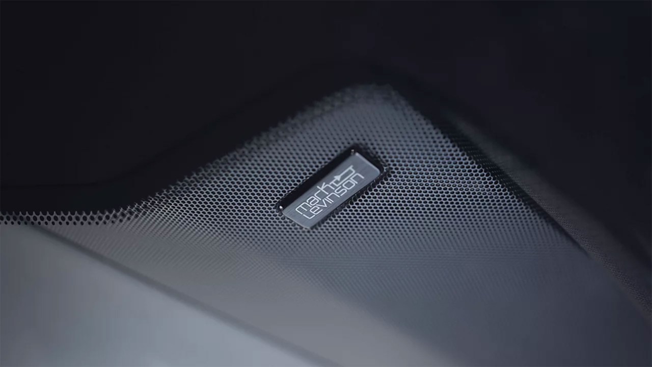 Lexus UX | Driving The Senses | Lexus Cyprus